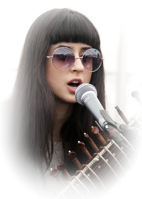 Emma Acs_2011-05-01